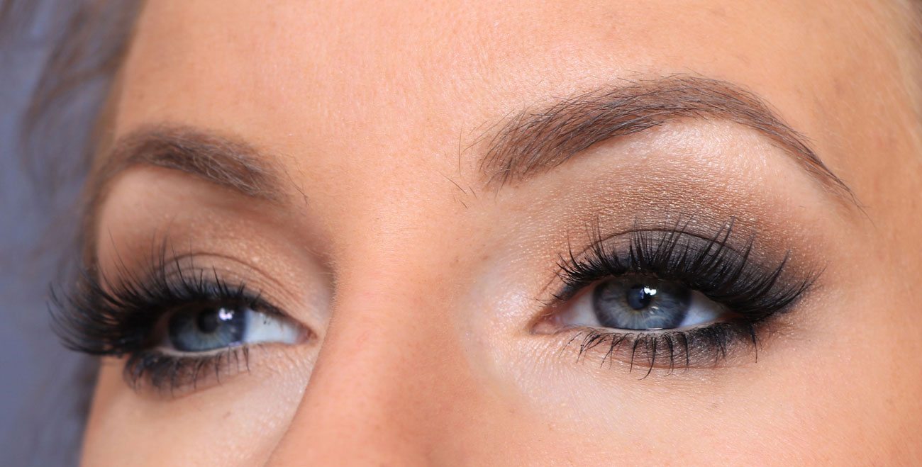 Smokey eyes with false eyelashes (step by step) | Imakeyousmile.se